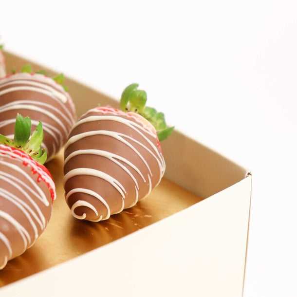 Chocolate Strawberry Gift Box | Edible Blooms