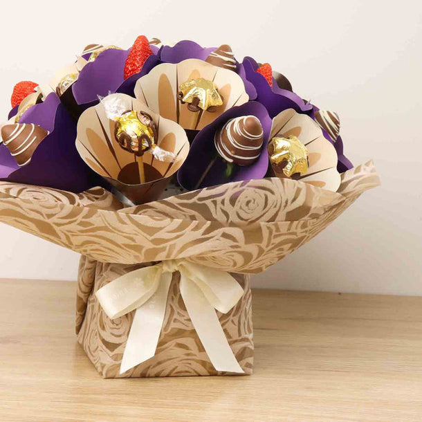 Strawberry Heaven Bouquet Medium – Edible Blooms